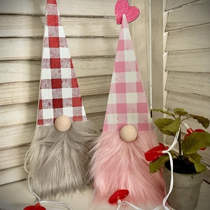 DIY Valentine Gnome Kit, Wood Gnomes to DIY, Valentine's Day Gnomes - Etsy