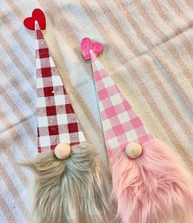 DIY Valentine Gnome Kit, Wood Gnomes to DIY, Valentine's Day Gnomes - Etsy