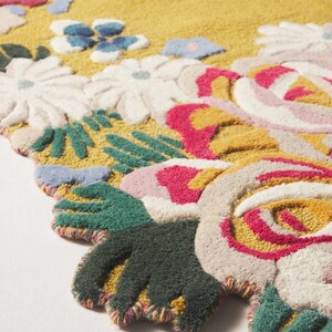 New Authentic Floral Design Hand Tufted Jardin Rug Navy Pink Red Yellow ...