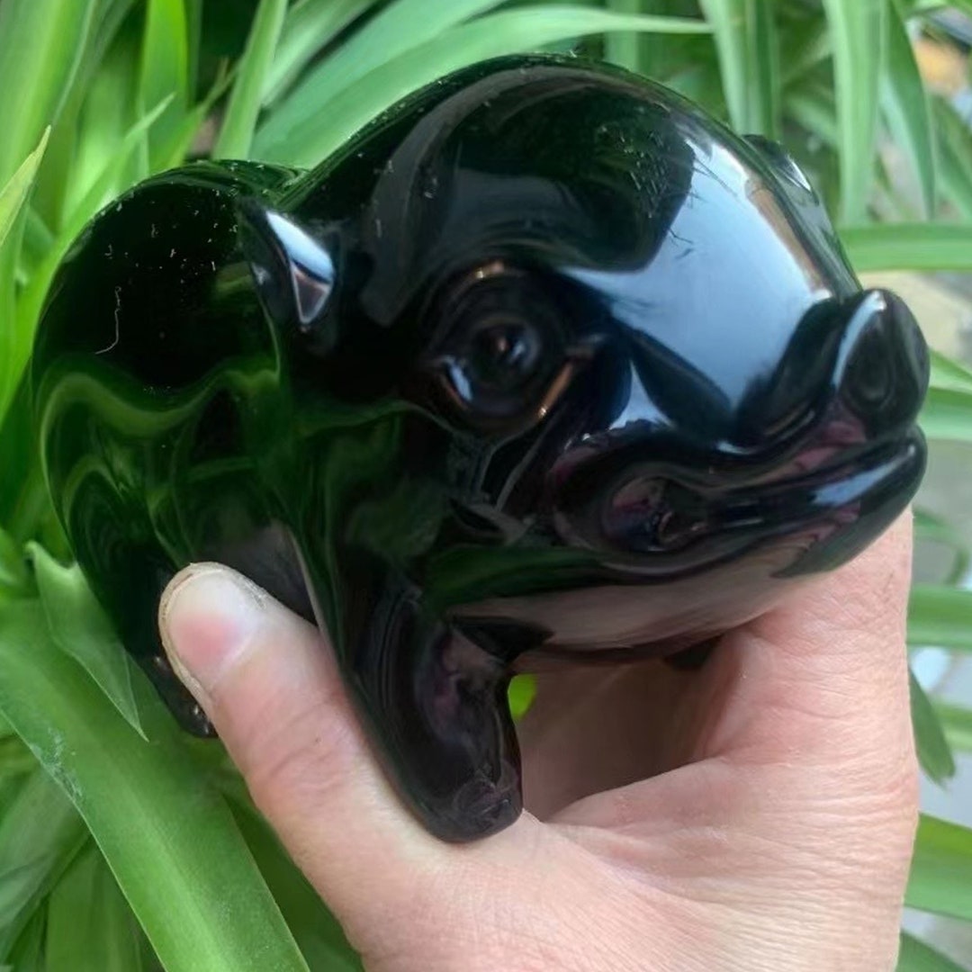 Natural Obsidian Carved Stone Pig Decoration, Office Crystal Decoration ...