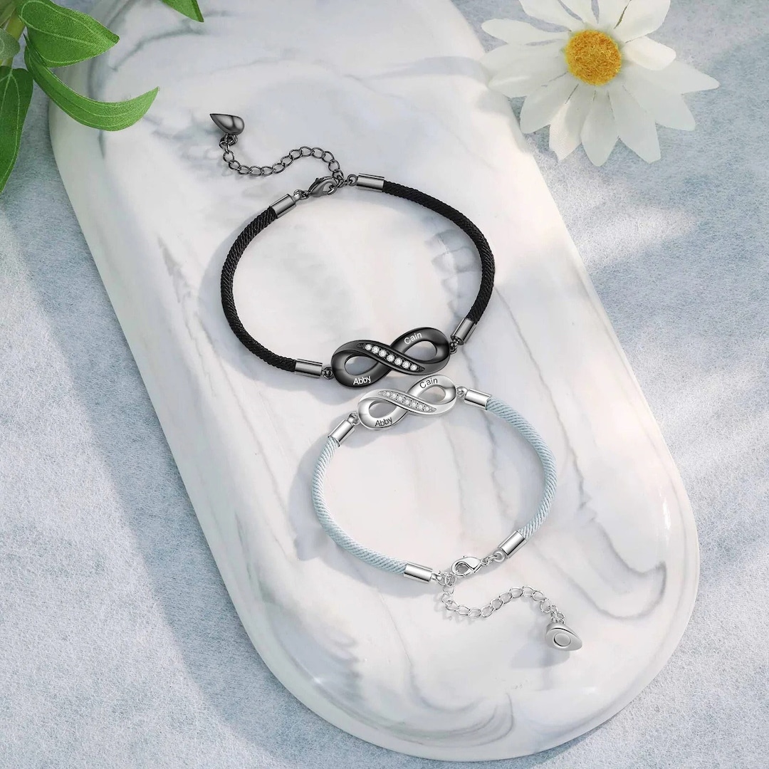 Magnetic Couple Bracelets - Infinity Shape - Engraved Names, Silver ...