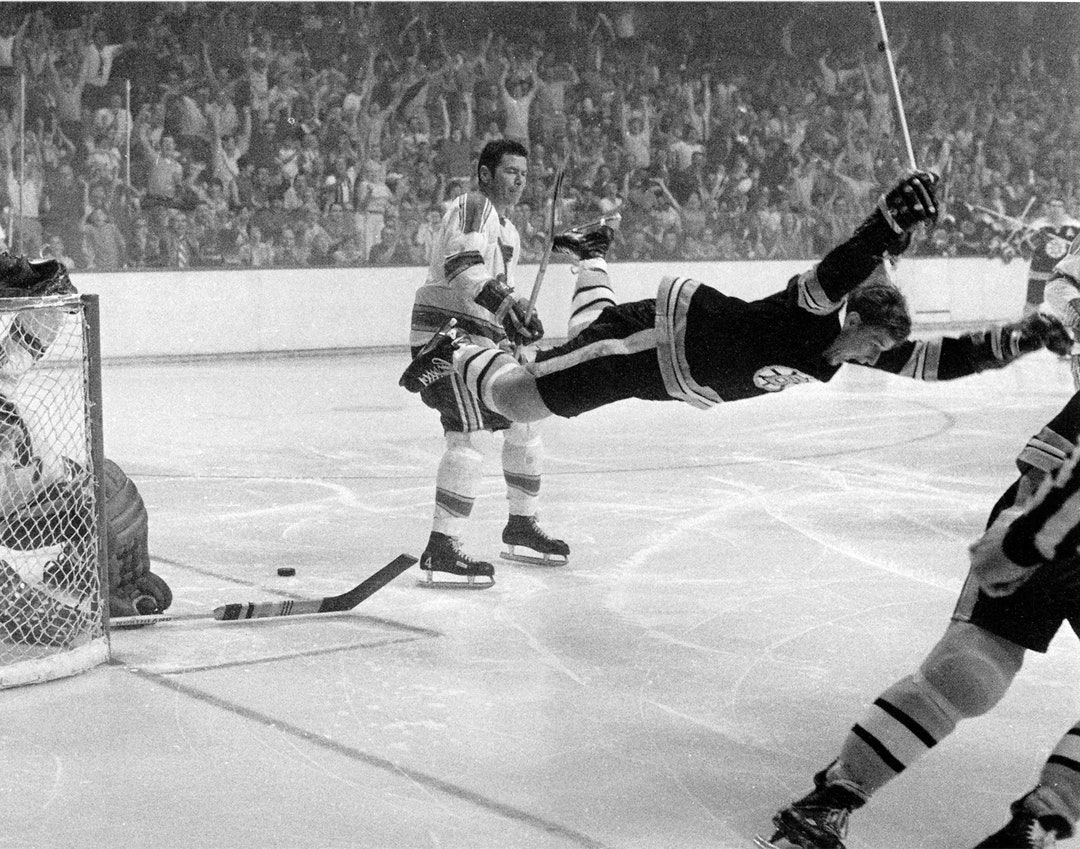 Bobby Orr Boston Bruins Famous Overtime Stanley Cup Winning Goal 11x14 ...