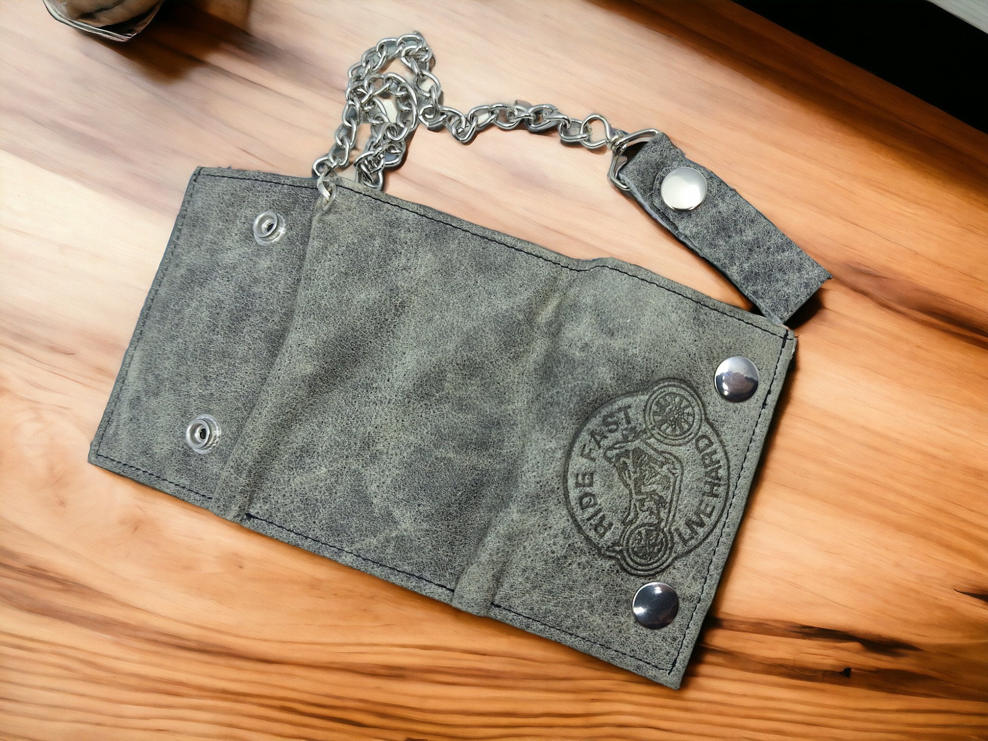 Men's Women's Biker Cyclist Trifold Chain Wallet Genuine Leather Gary ...