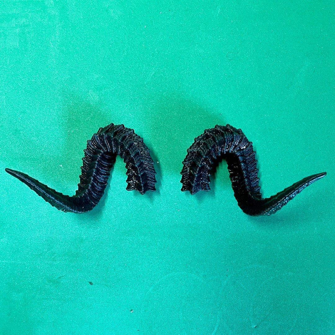 3D Printed Cosplay Horns: Resin Devil & Goat Horns - Etsy