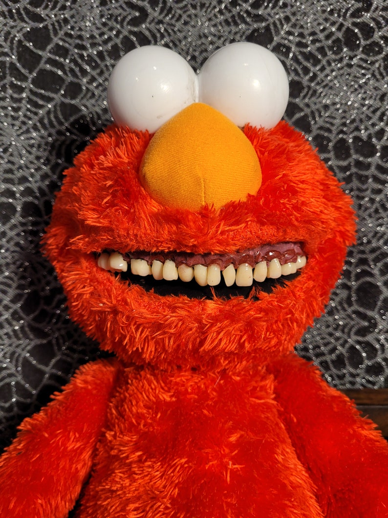 Creepy Elmo Oddbody Doll - Etsy