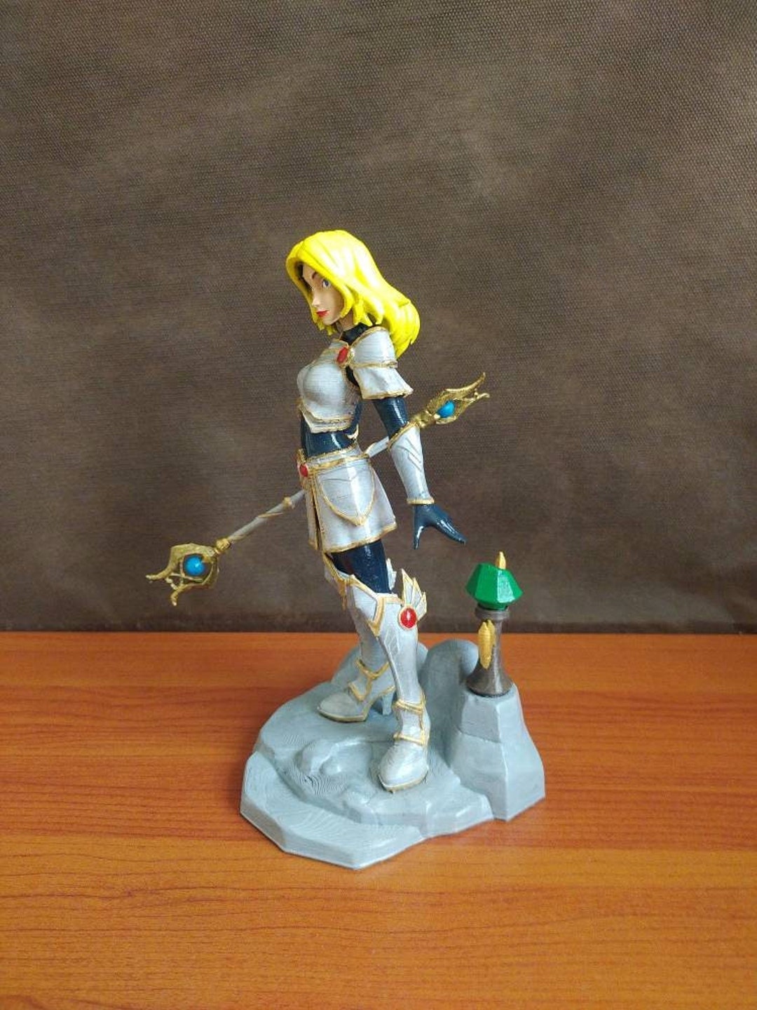 League of Legends / Lux Figure / 20cm - Etsy