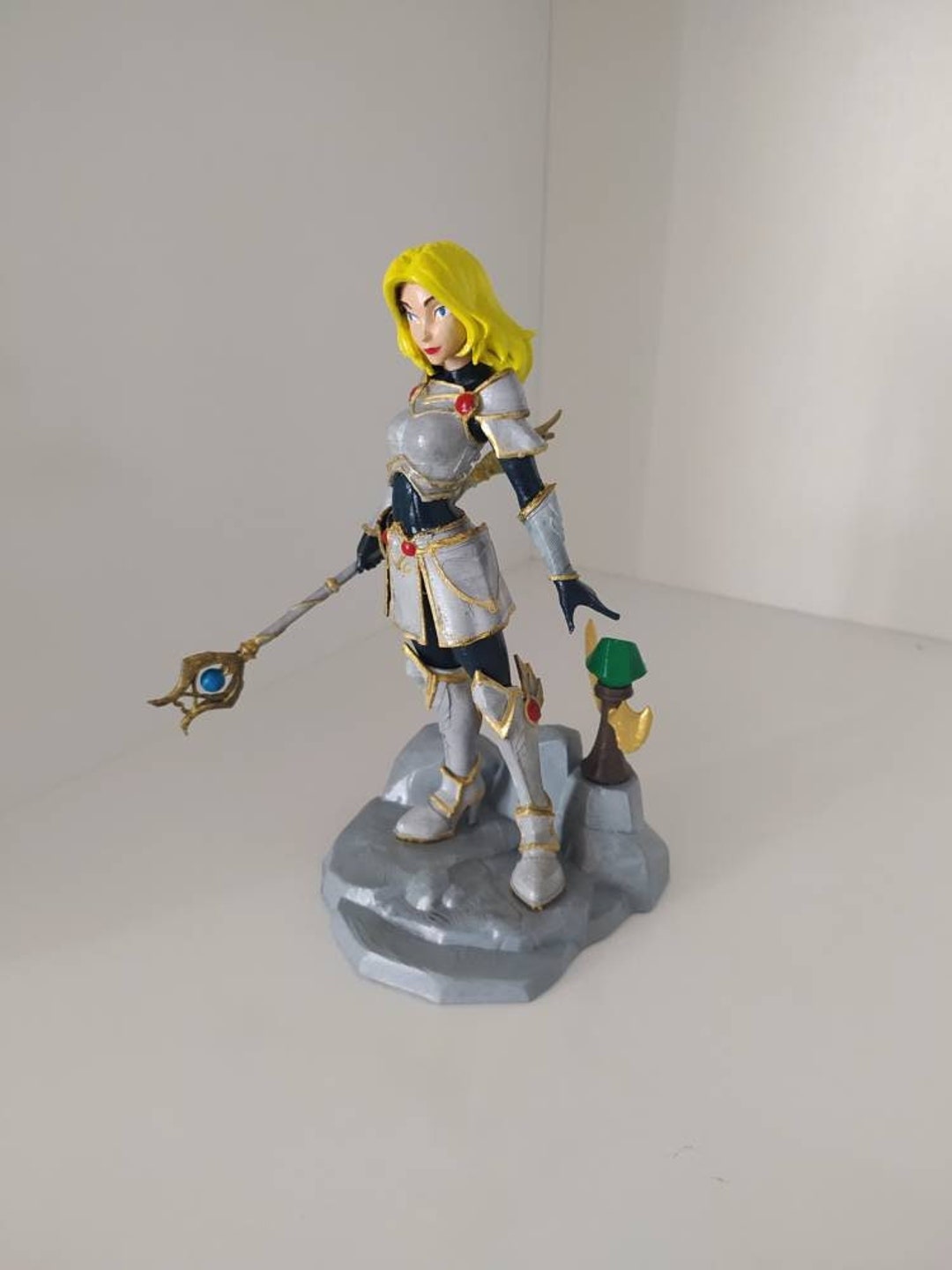League of Legends / Lux Figure / 20cm - Etsy