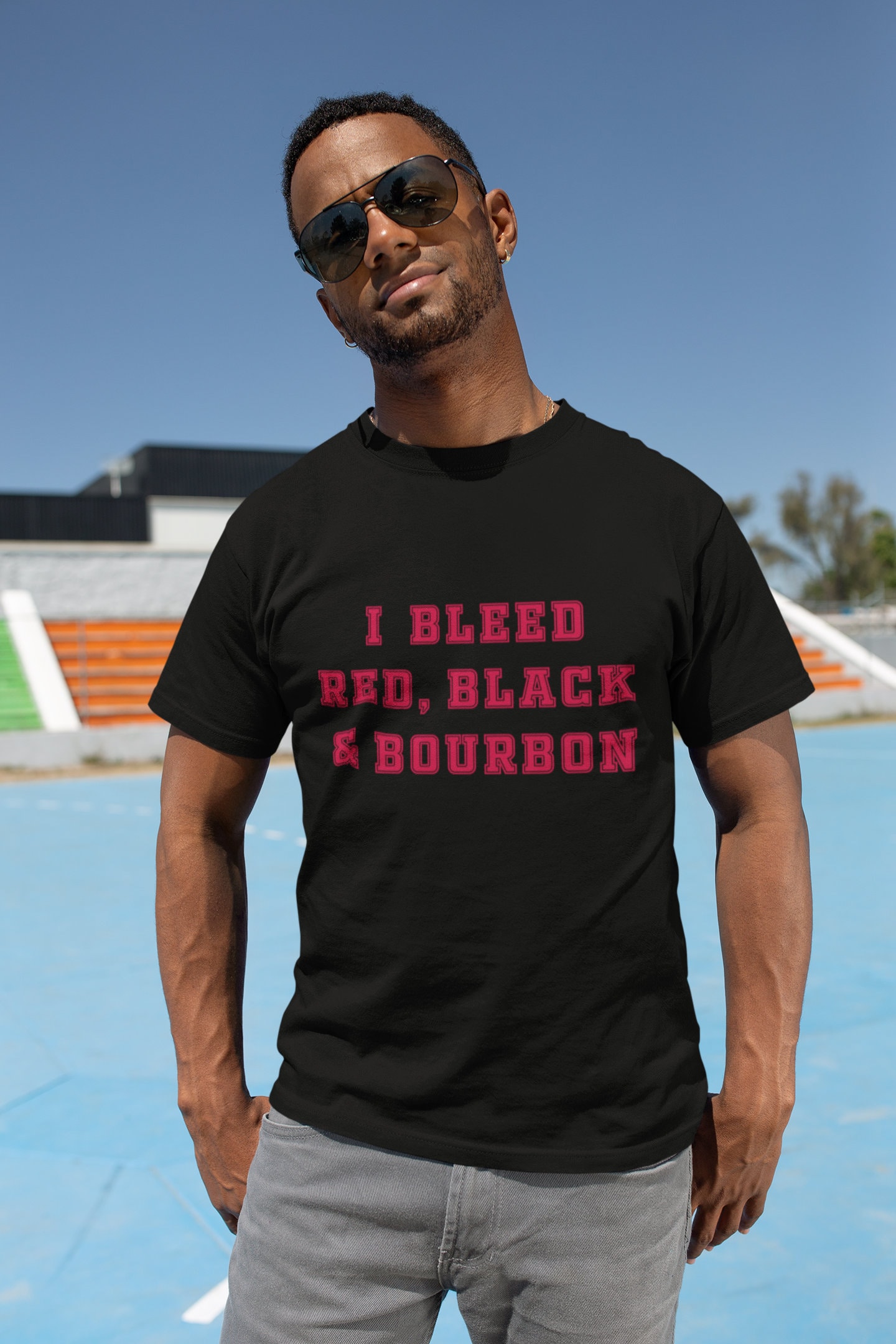 Georgia Bulldogs - I Bleed Red, Black & Bourbon - Black T-shirt - Etsy