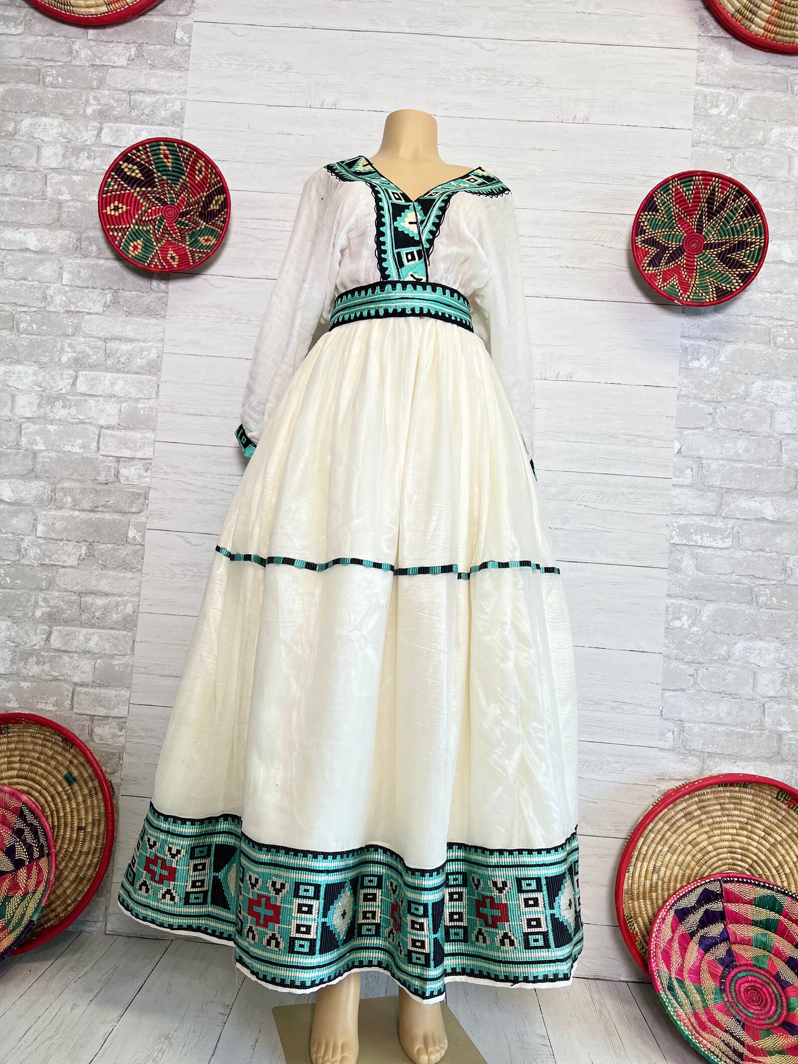 Ethiopian Traditional Dress|eritrean Dress|habesha Kemis|zuria|habesha ...