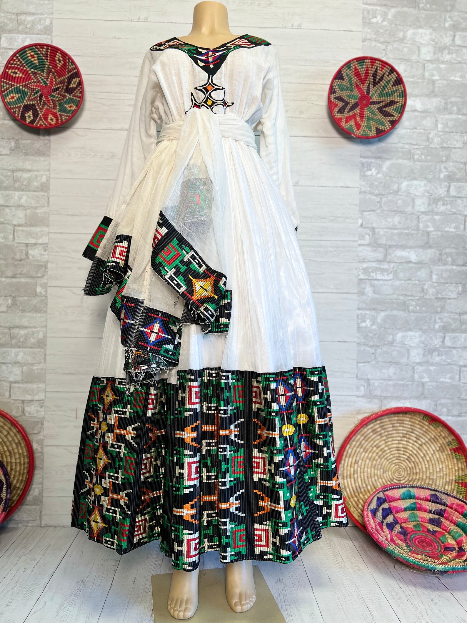 Ethiopian Traditional Dress|eritrean Dress|habesha Kemis|zuria|habesha ...