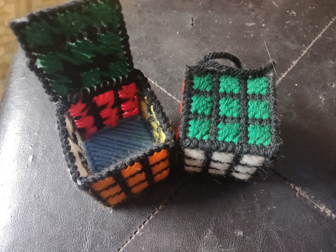 Plastic Canvas Rubix Cube and Rubic Cube Box - Etsy