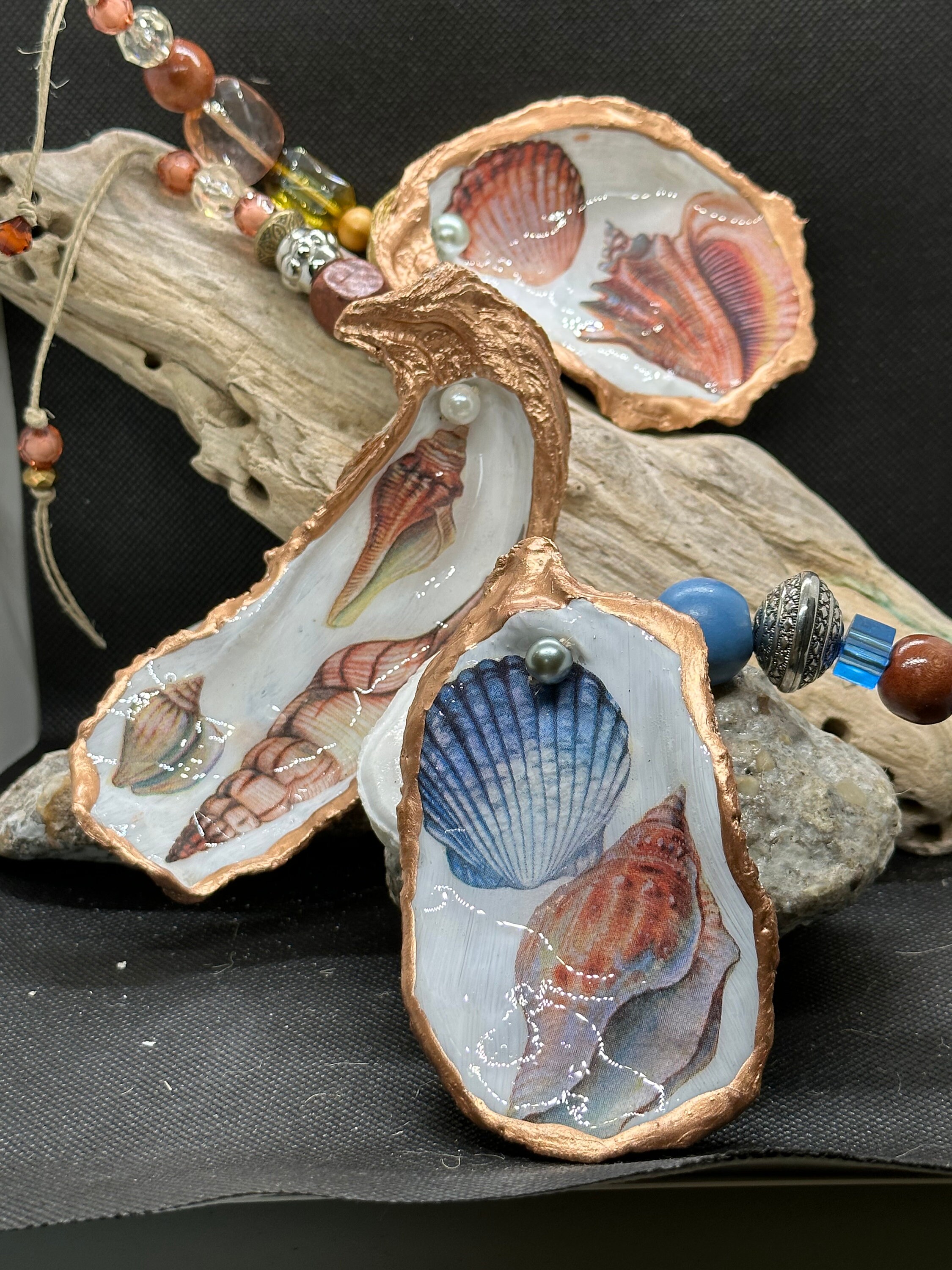SHELL DECOUPAGED ORNAMENT - Etsy