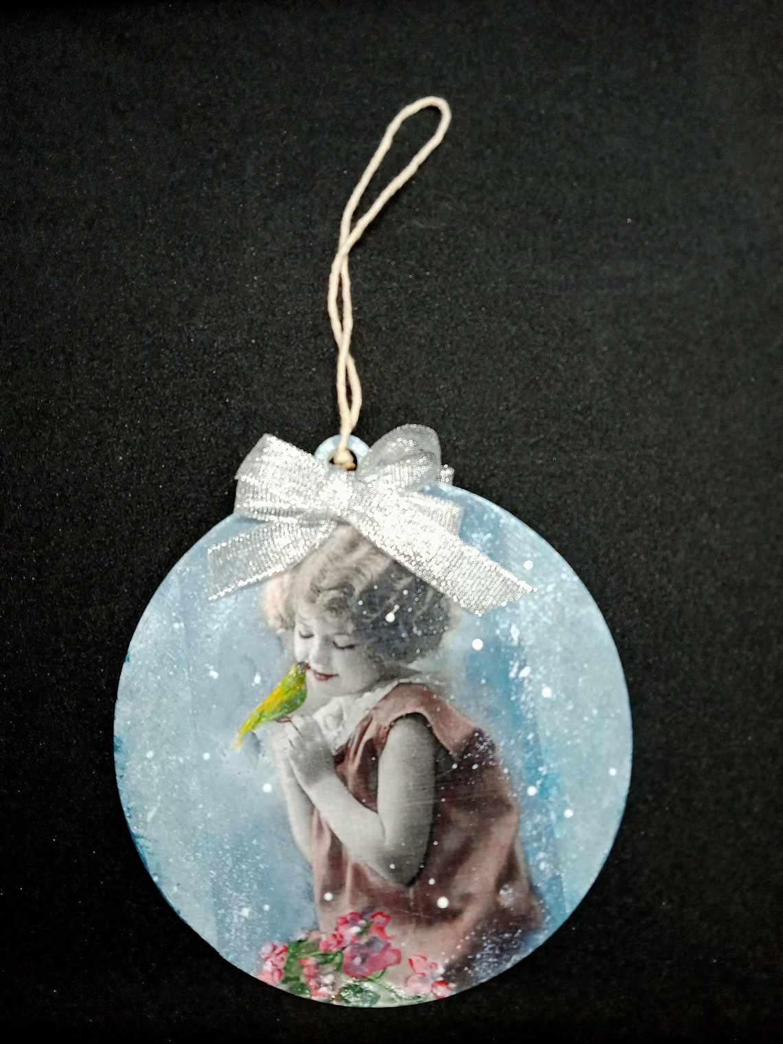 Set of Wooden Box and 3 Wooden Baubles, Round Box, Christmas Tree ...