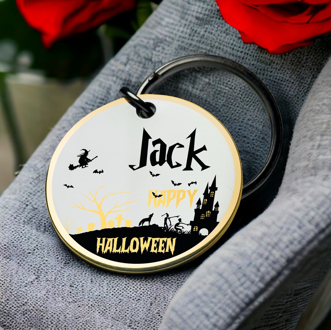 Haunted Castle Keychain, Howling Wolf Keyring, Zombies Key Rings ...