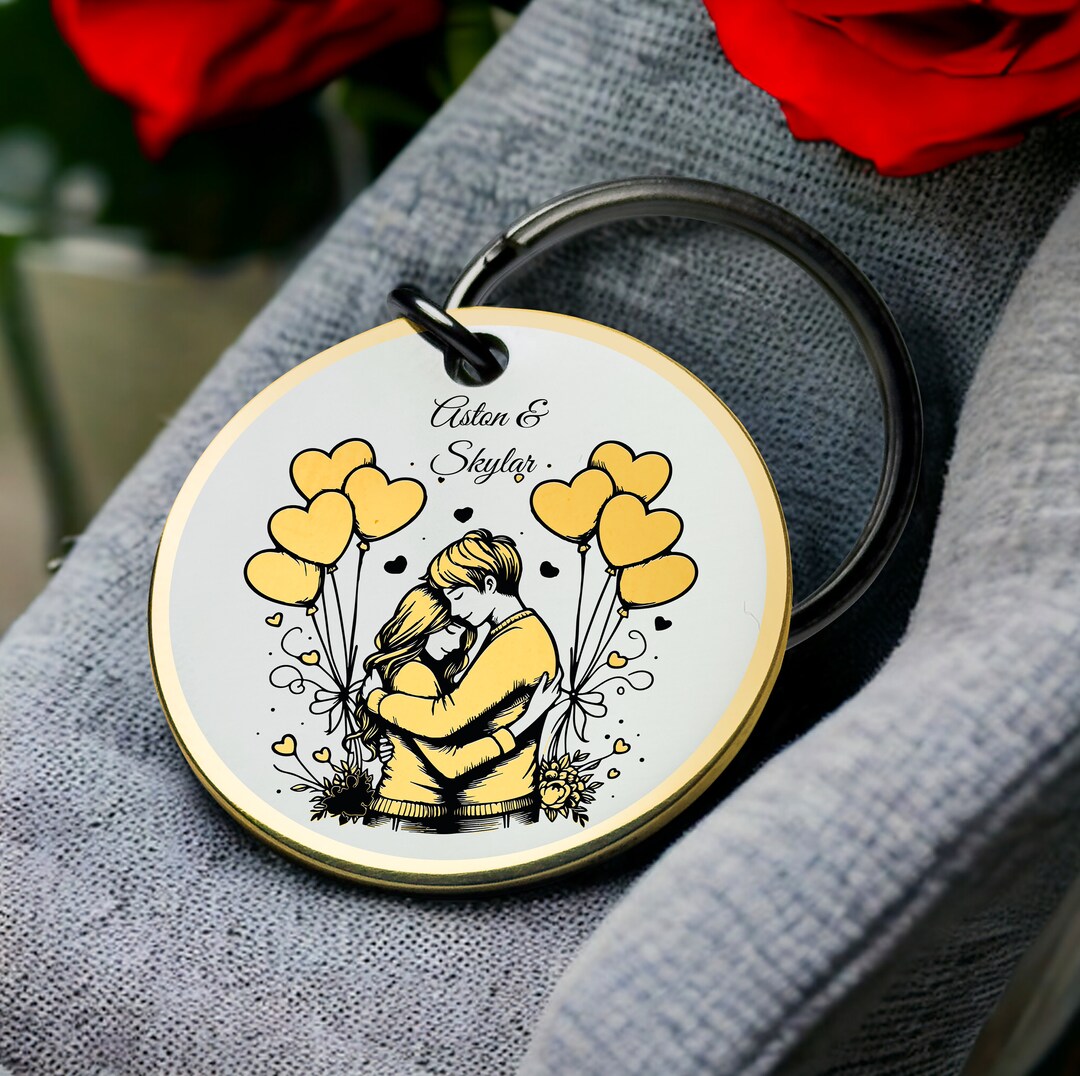 Personalized Couple Keychain Romantic Balloon Hug Unique Love Gift ...