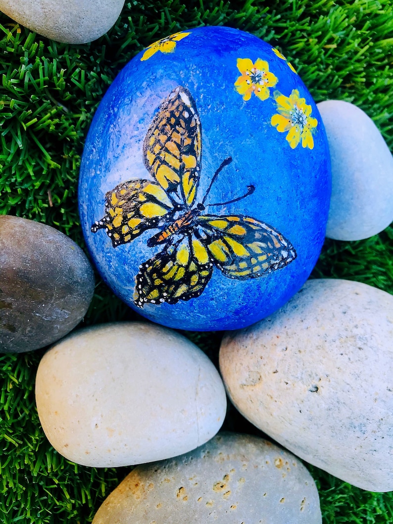 Painted Butterfly Rock, Painted Rocks, Custom Rocks, Garden Decoration ...