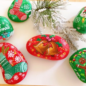 Christmas Gift,a Set of 5 Hand Painted Rocks , Acrylic Painted Art ...