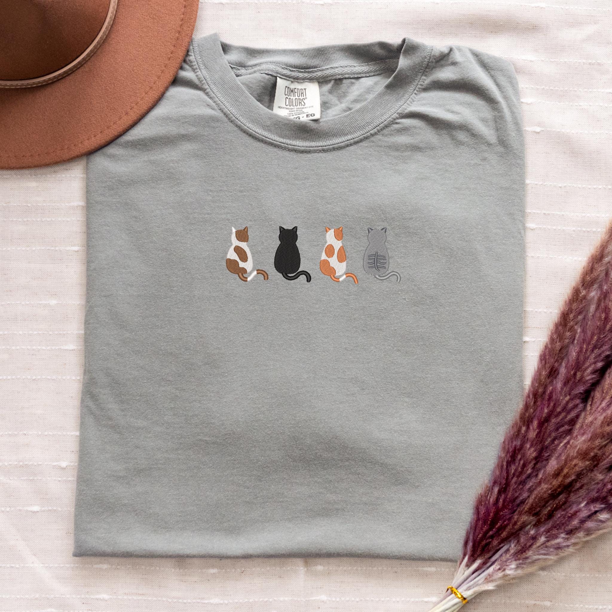Embroidered Cat T-shirt: Minimalist Kitty Design, Cat Lover Gift - Etsy
