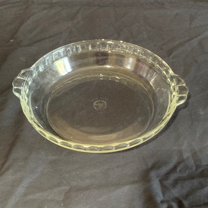 Vintage Pyrex Glass Pie Plate/dish #228. - Etsy