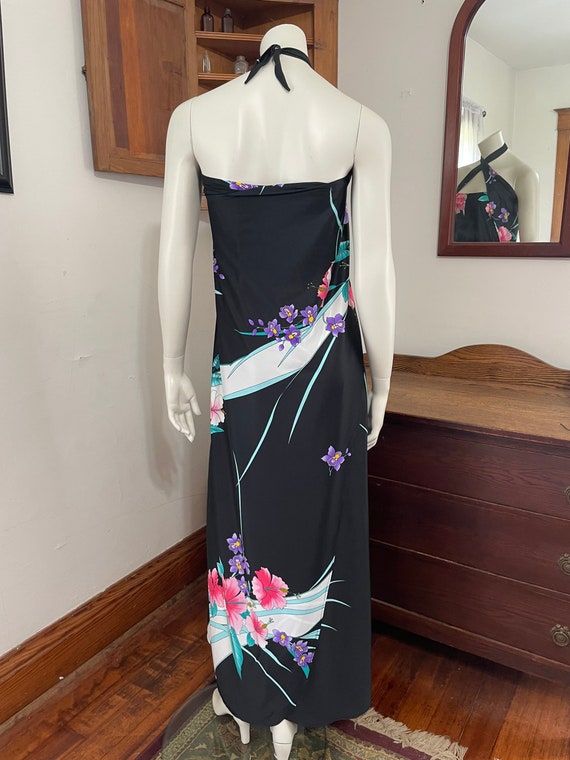 Royal Creations Black Floral Hawaiian Wrap dress/saro… - Gem