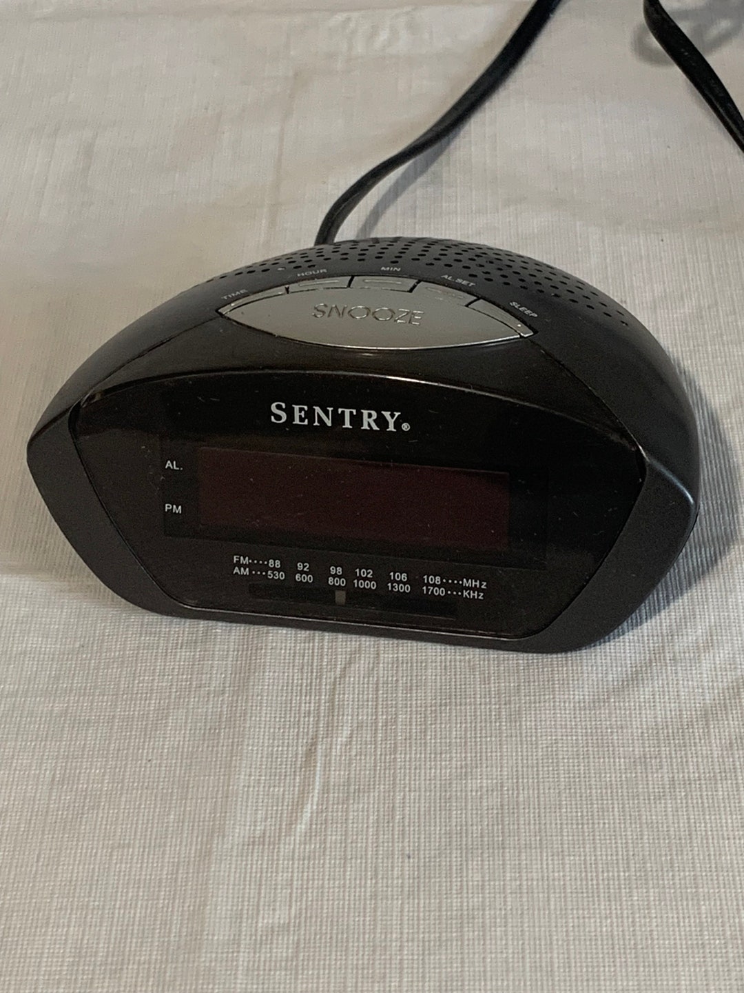 Vintage Sentry AM/FM Digital Radio Alarm Clock - Works Great! - Etsy