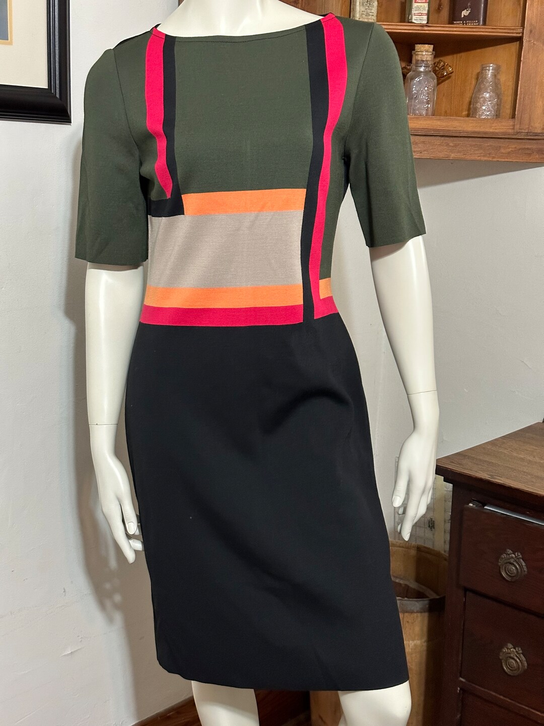 St John Color Block Lightweight Wool Blend Knit Knee Length Dress ...