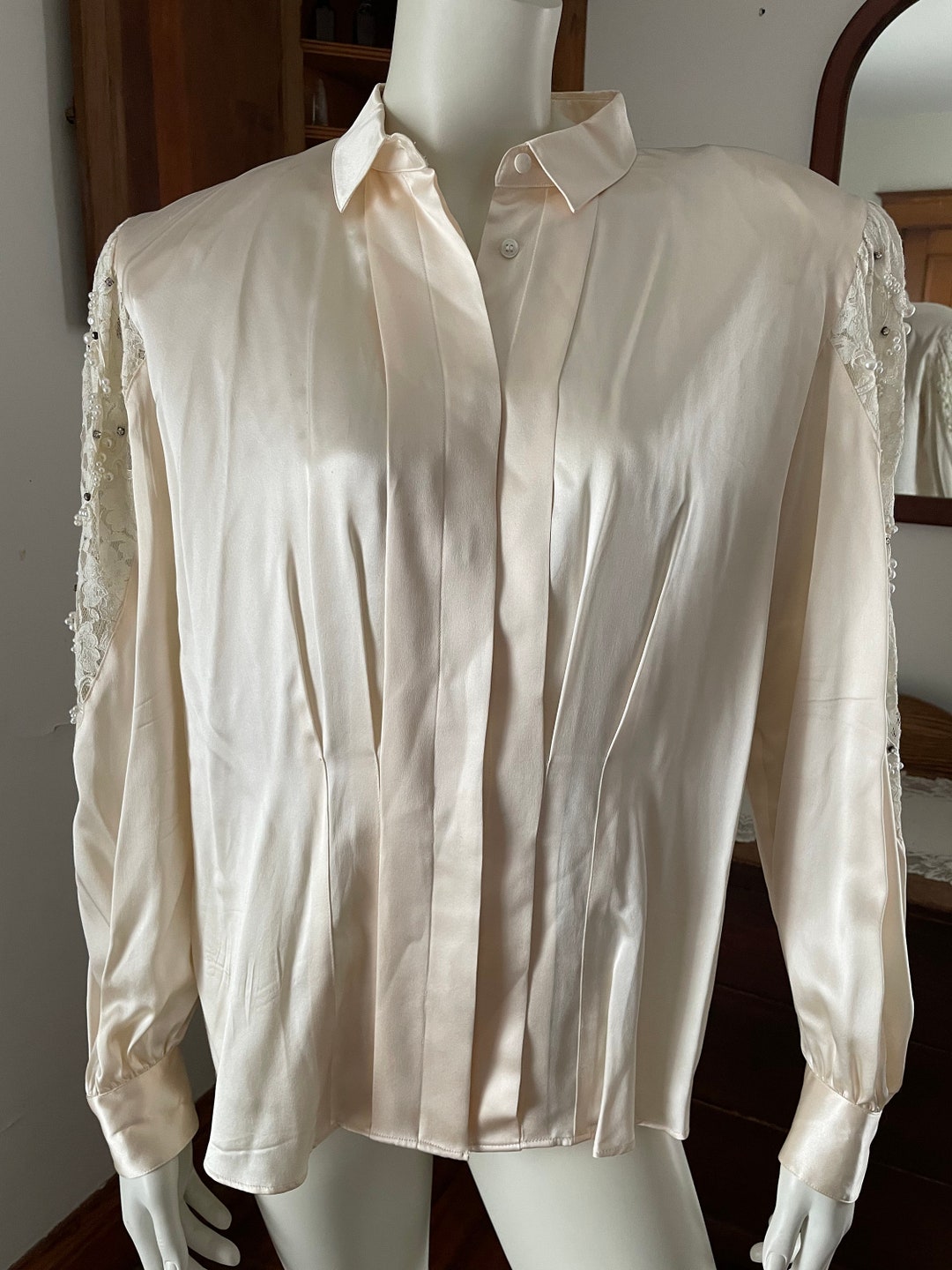 Vintage Lim Ying Ying 100% Silk Cream Blouse With Lace & Pearl Sleeves ...