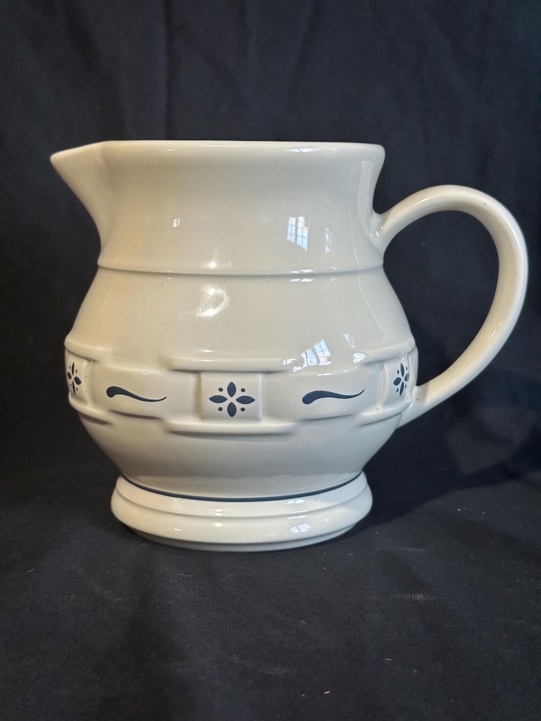 Longaberger Woven Traditions Pottery Classic Blue 32 Ounce Pitcher ...