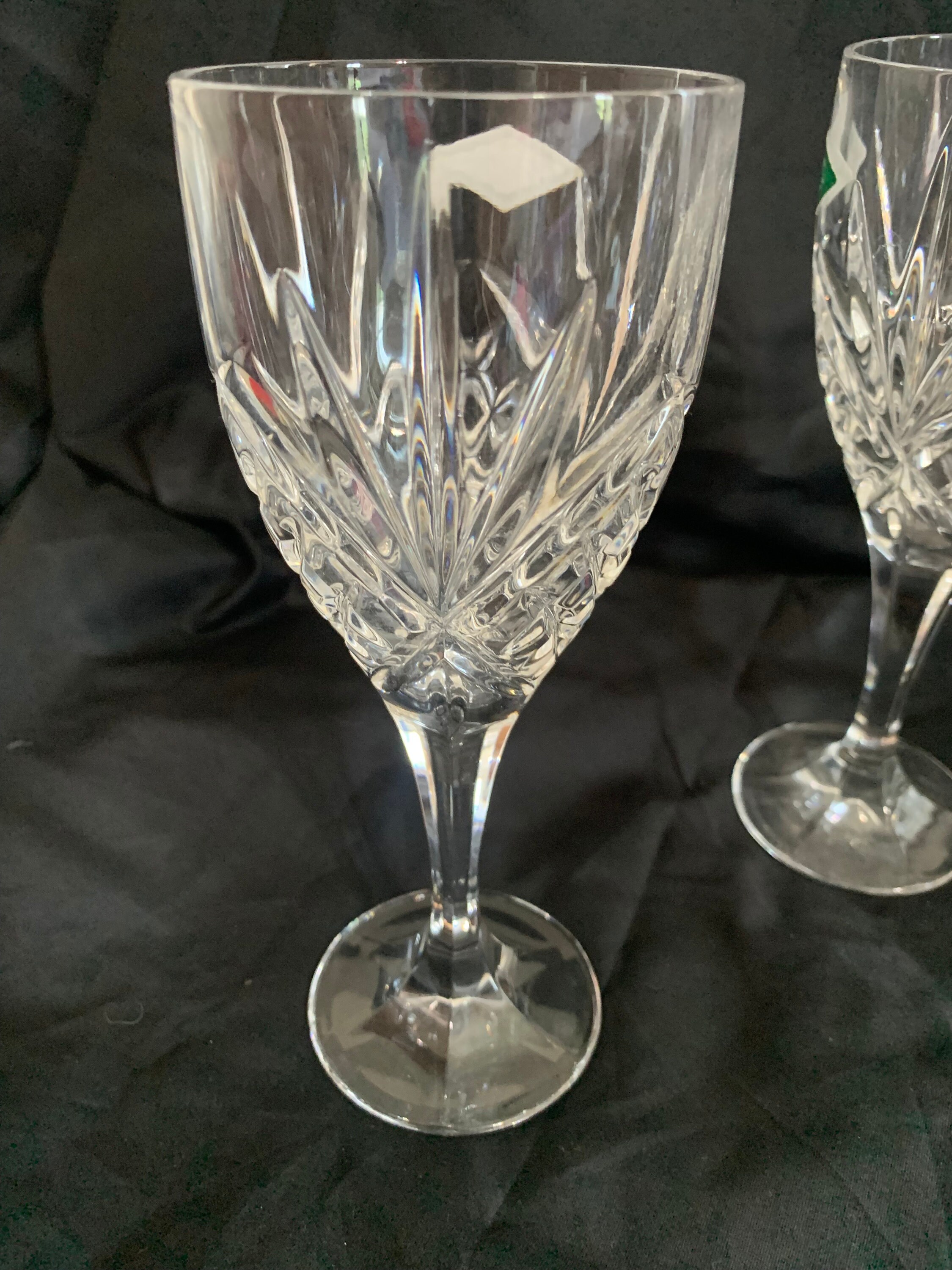 Shannon 24% Lead Crystal Wine Glasses. Set of 4 by Godinger - Etsy