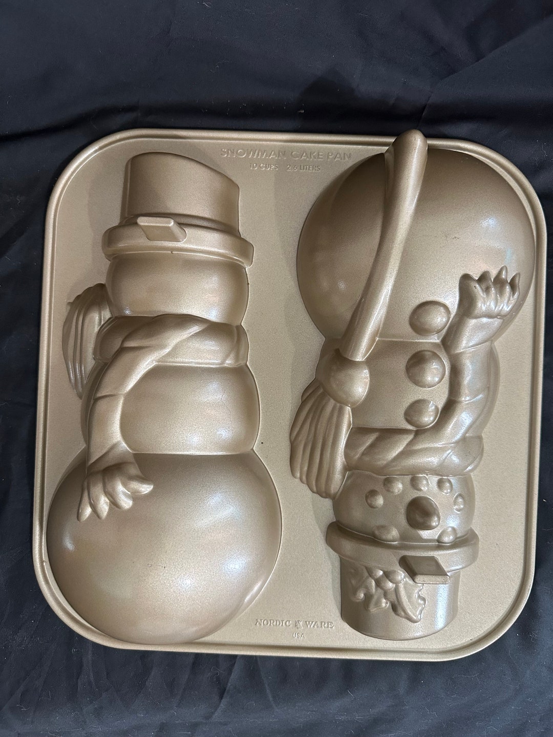 Nordic Ware Retired Heavy Aluminum Non-stick 10 Cup 3-dimensional ...