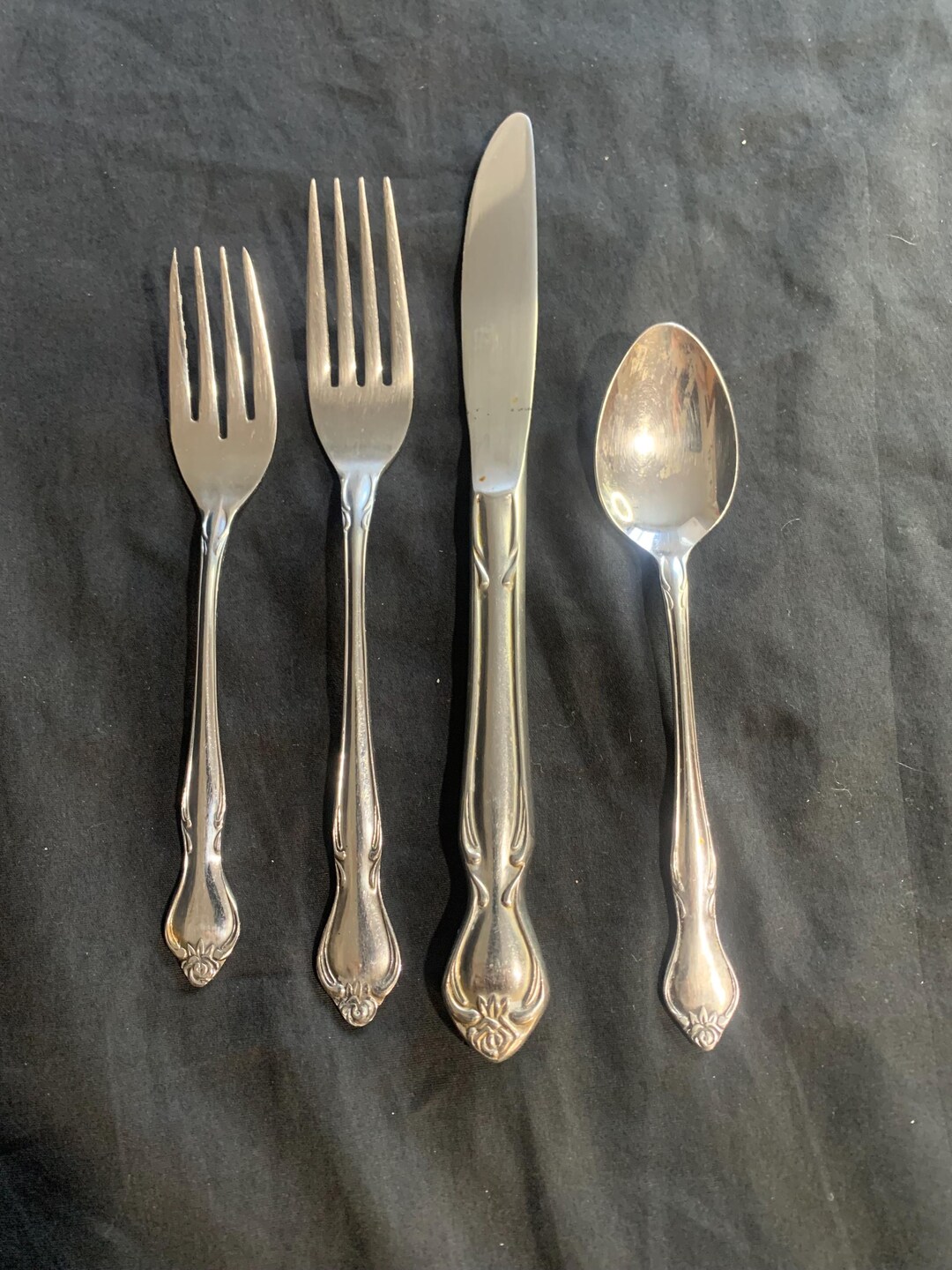 Vintage 20 Piece Oneida Rogers Stainless Steel Flatware Set. - 5 Place ...