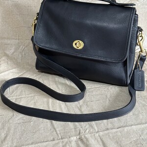 Coach Vintage Court Black Leather Top Handle Satchel 9870 Crossbody ...