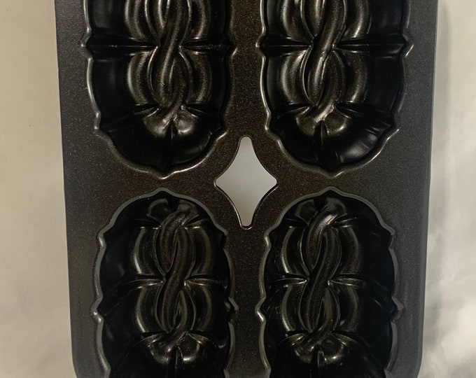 Nordic Ware Mini Celtic Knot Bundt Loaf Baking Pan - Etsy
