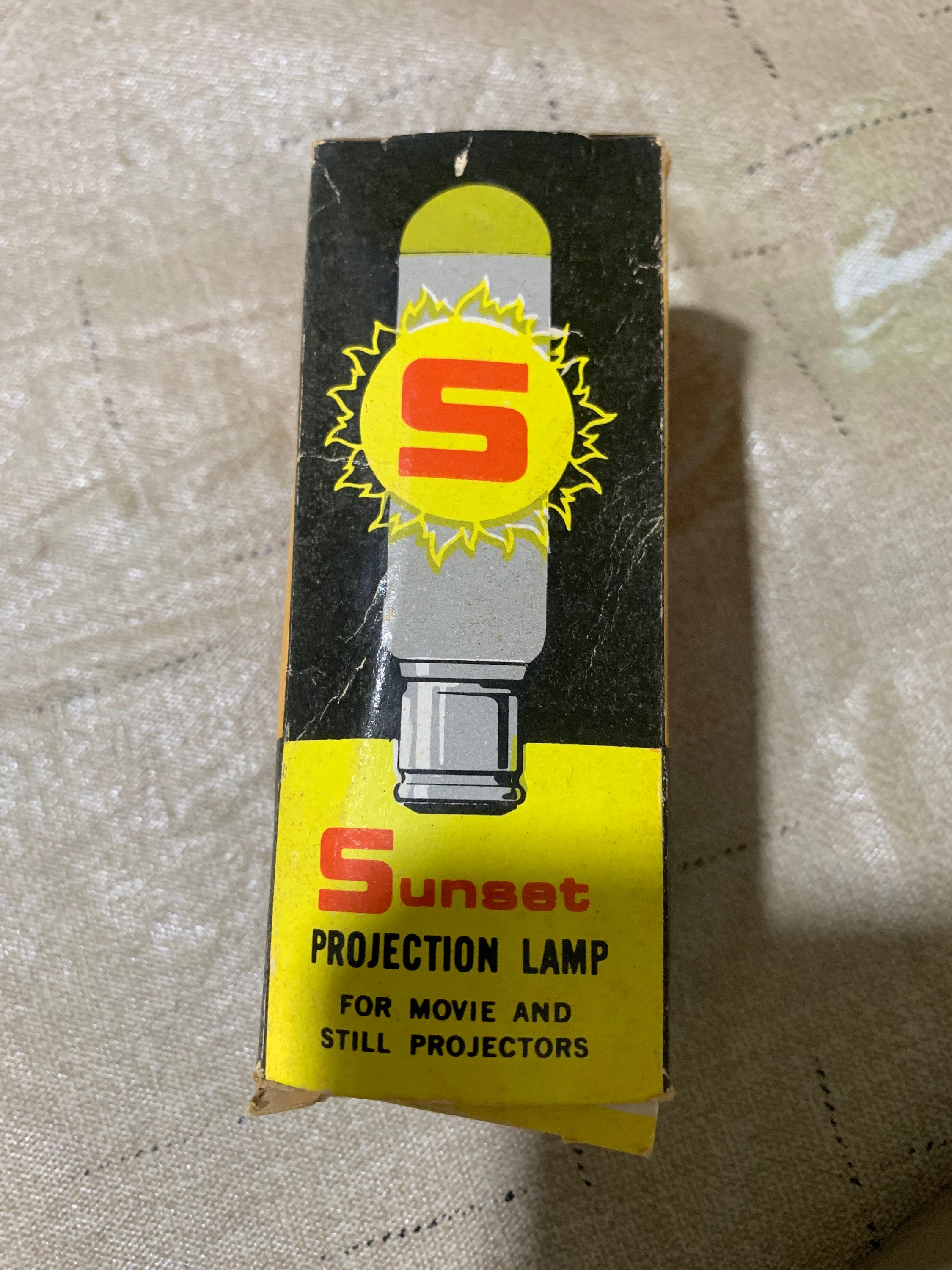 Vintage Sawyer Carousel Slide Projector in Original Box. Slide Carousel ...