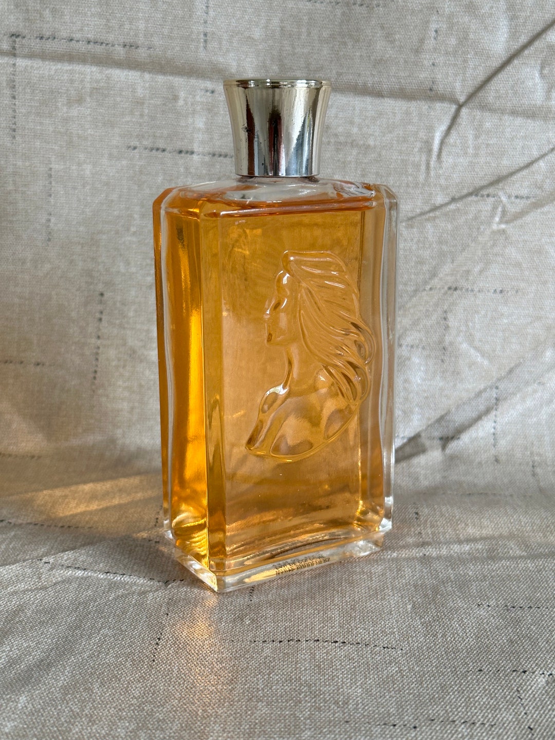 White Shoulders Eau De Cologne Splash 4.5 Fl Oz. 133 Ml. Elizabeth ...