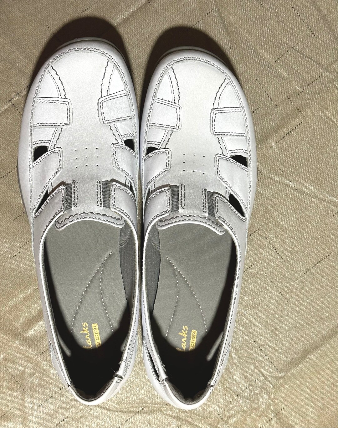 Clarks In-motion Casual Comfort White Leather Slip-ons Driving Shoes ...