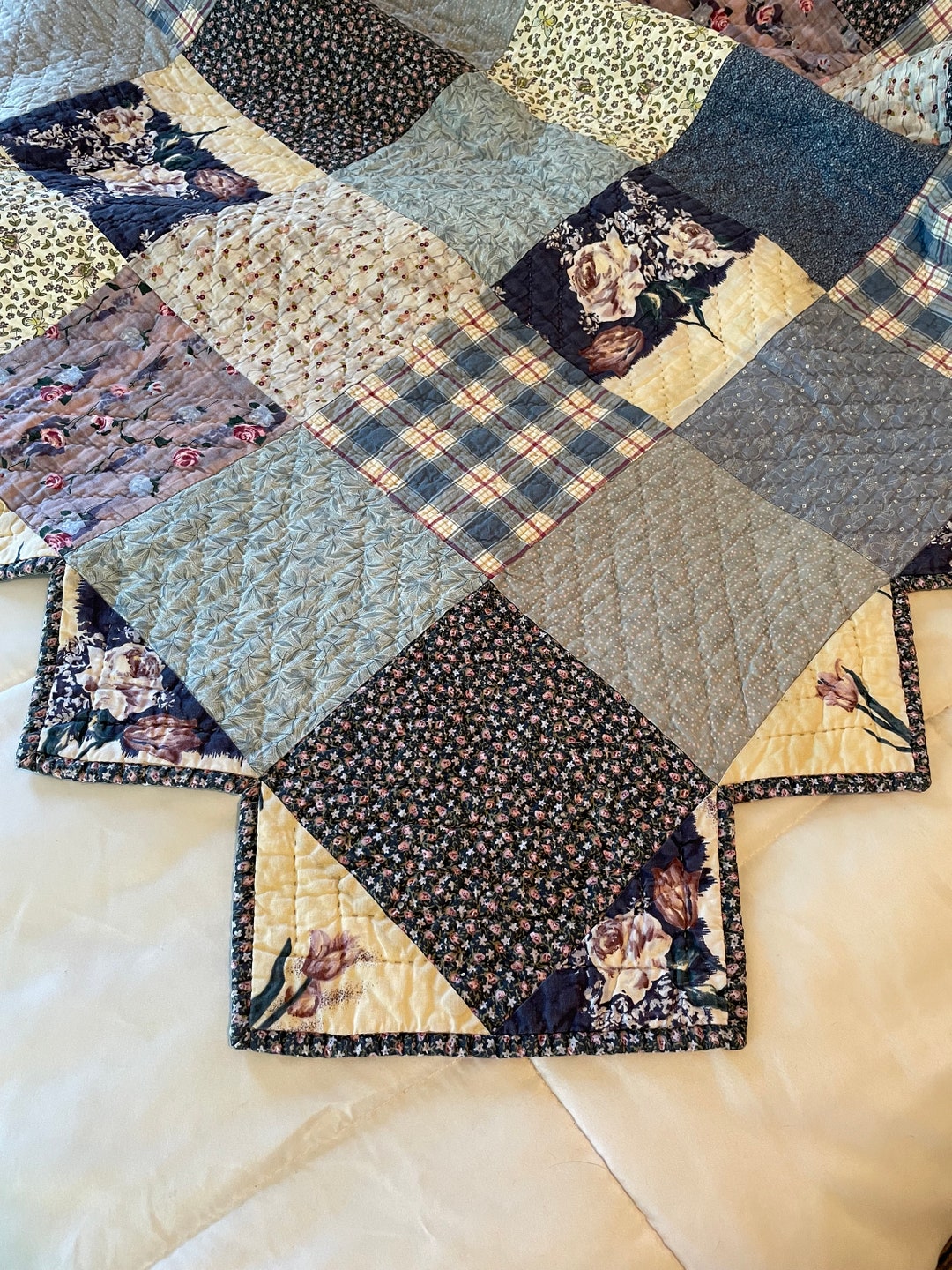 Vintage Hand Made Block Quilt With Prairie Point Boarders - Etsy