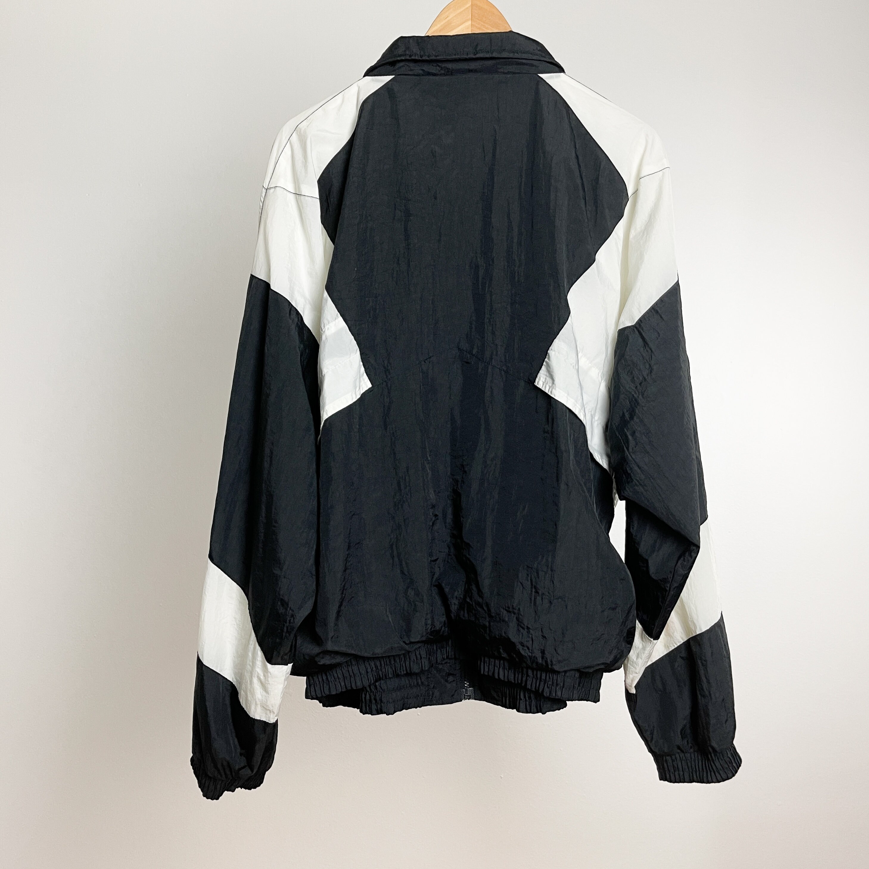 90s Puma Track Jacket XL Black and White Windbreaker Zip up Vintage ...