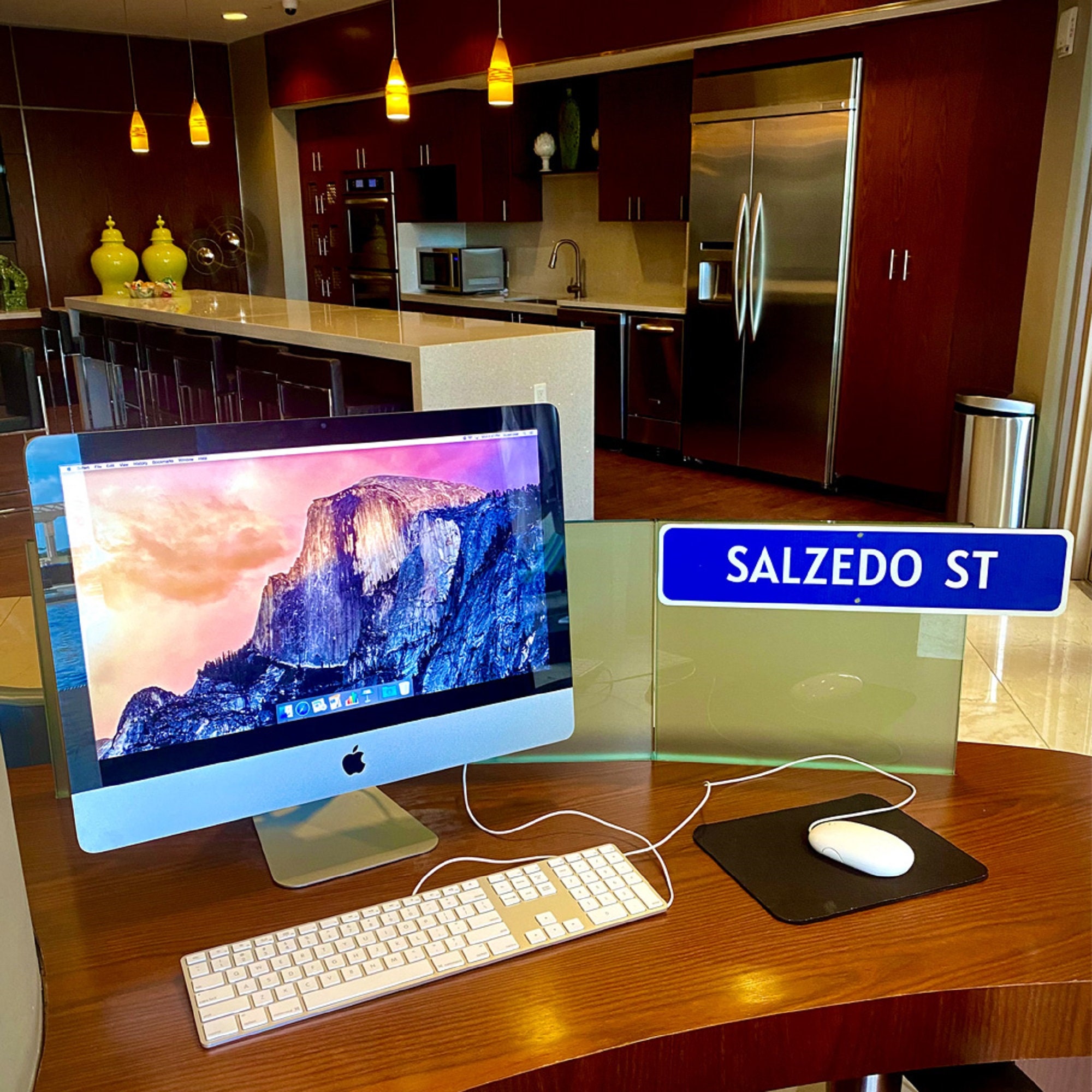 Personalized Street Signs, Custom Road Signs , Custom Street Signs ...