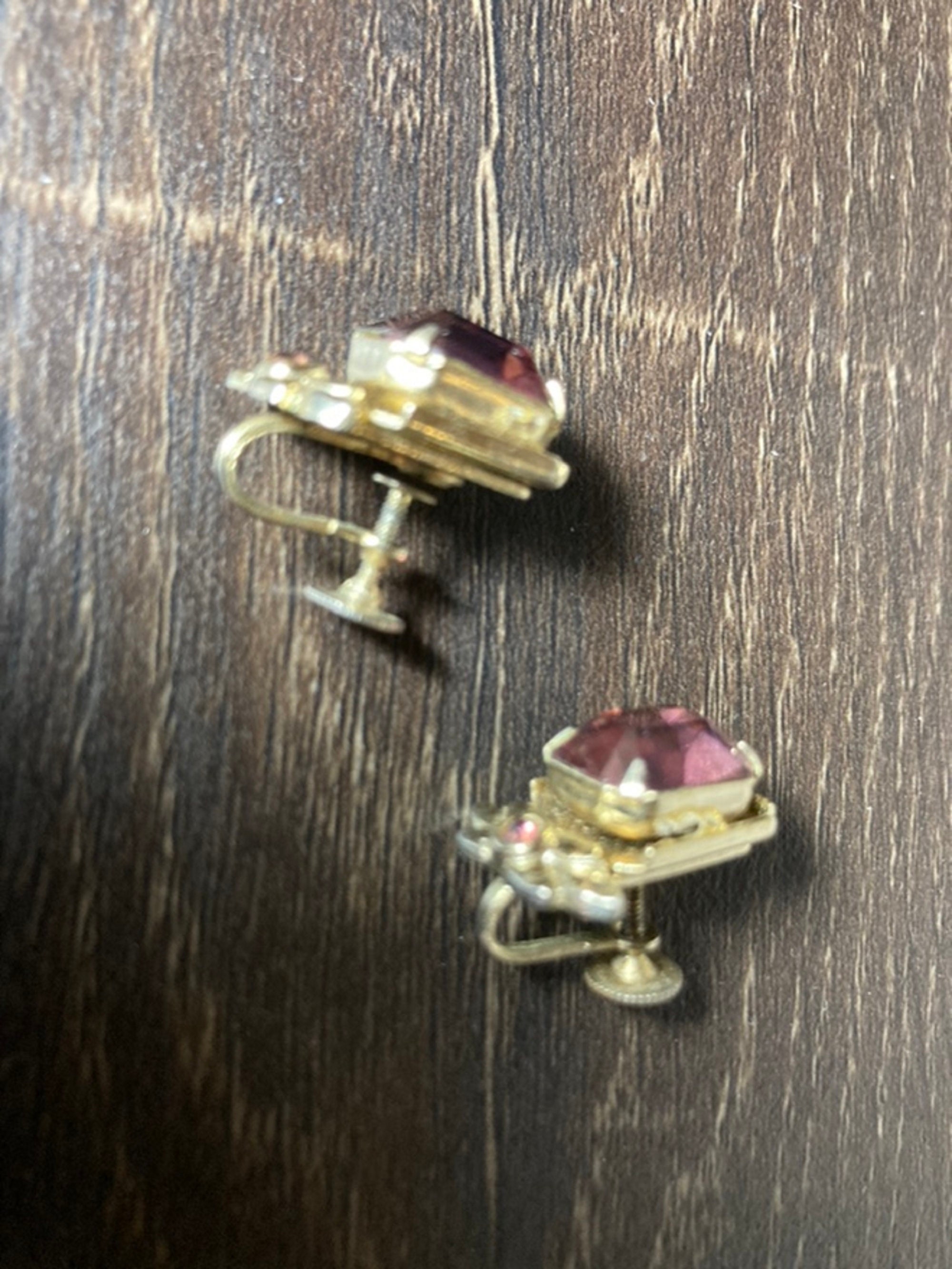Vintage Art Deco Lovely Patina Screw Back Earrings Light Purple or ...