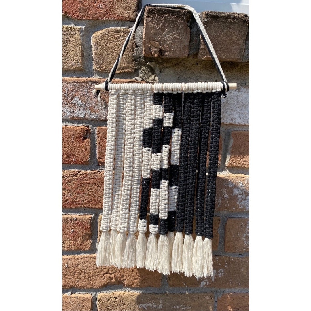 CUSTOMIZABLE Two Tone Macrame Yin Yang - Boho Wall Hanging - Cotton ...