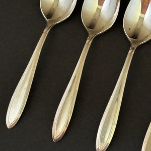 Set of 5 Spoons Oneida Nobility Silver Plate Flatware Silverware ...