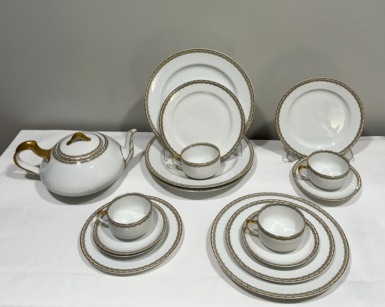 17-piece Antique Set Dinnerware 4 Place Settings and Teapot Haviland ...