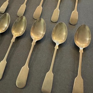 Vintage Set of 15 Spoons Rustic Farmhouse Silverware Flatware Teaspoons ...