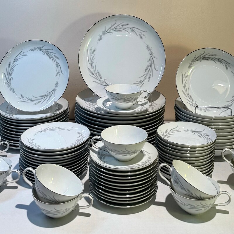 Japanese Dinnerware Sets - Etsy