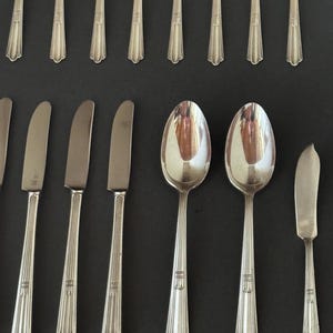36-piece Set Flatware Silverware Stainless Stratford Sectional IS ...