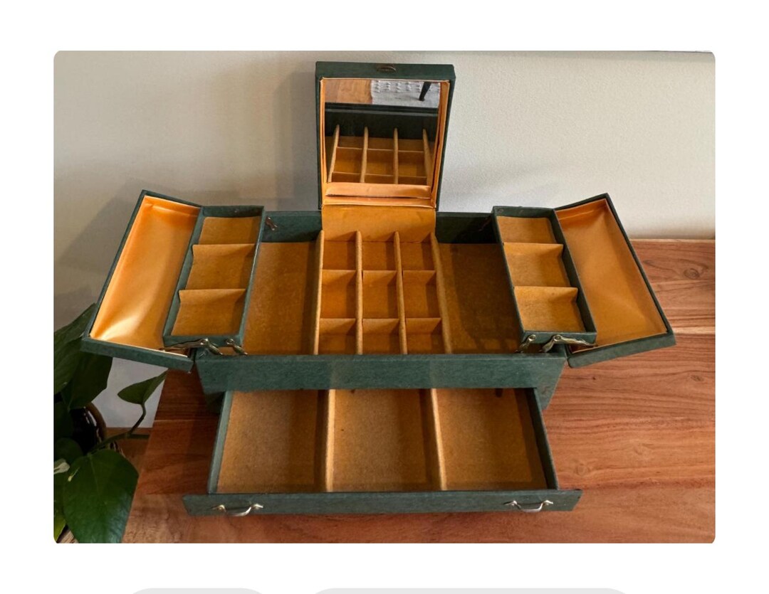 Large Vintage Hunter Green Jewelry Box With Gold Velvet Lining and Gold ...