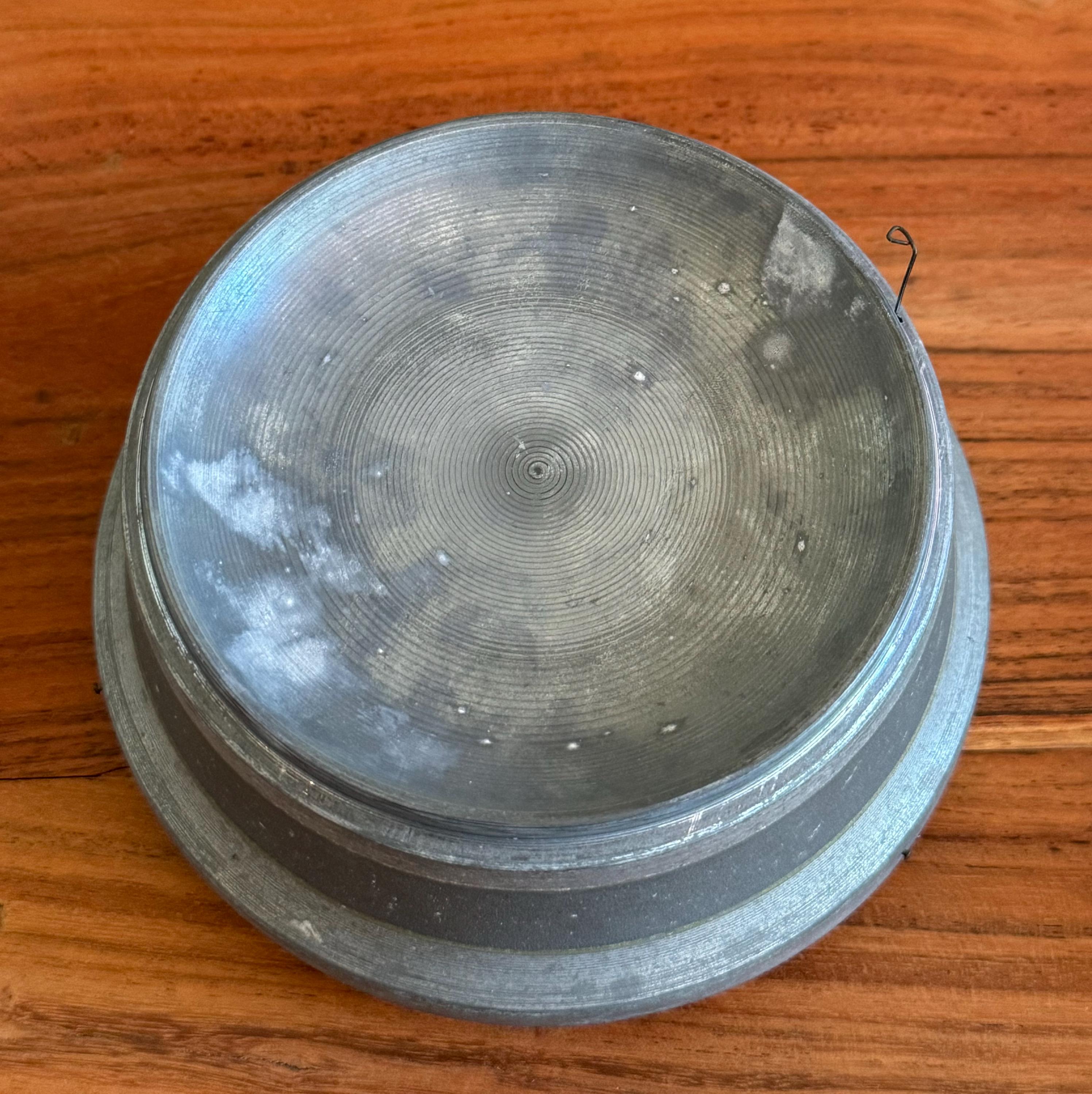 Vintage Metal Powder Box Music Box Trinket Dish Antique Jewelry Box ...