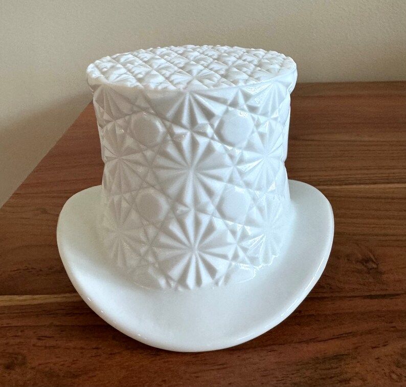 Vintage Fenton Milk Glass Daisy Button Top Hat Farmhouse English ...