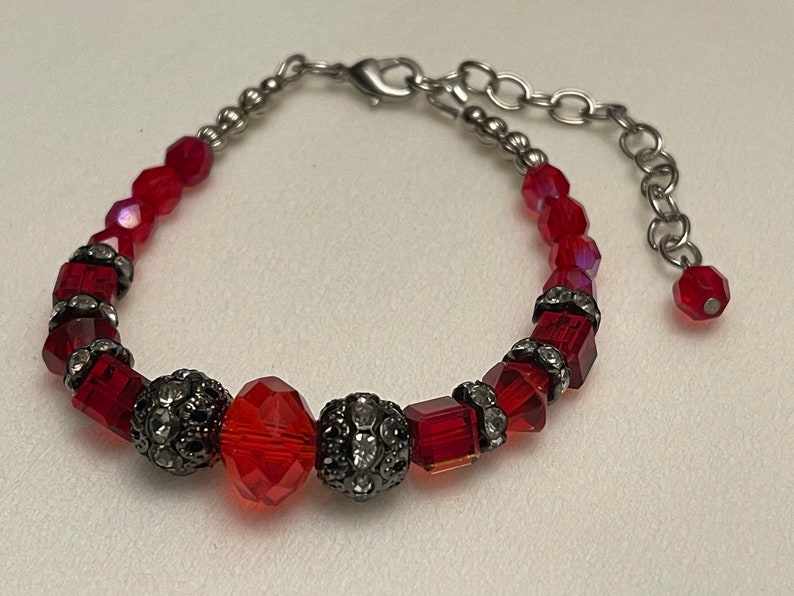 Red CRYSTAL Beautifully Beaded BRACELET Handmade 7.25" With 2 ...